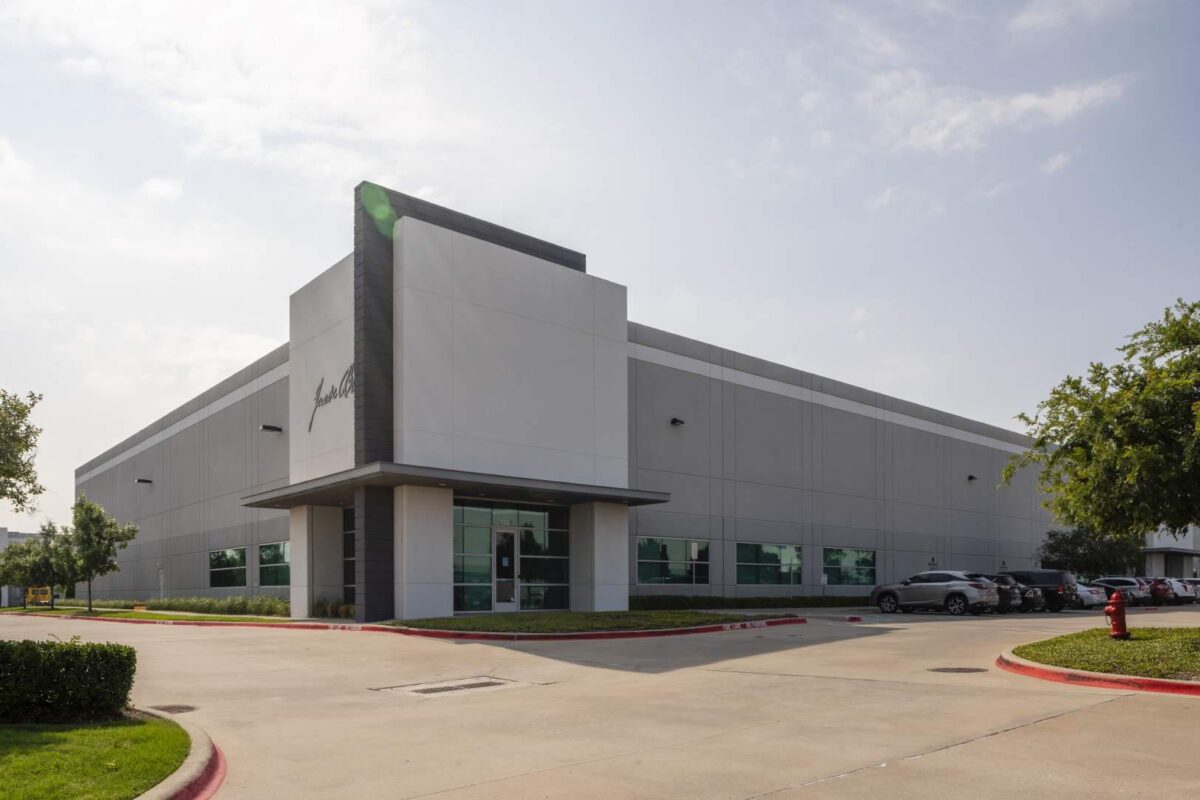 ML Realty Partners Signs Nearly 300,000 Square Feet of Recent Leases ...